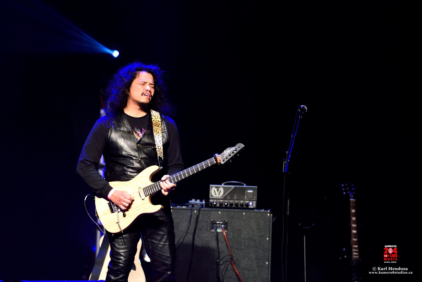 Perf De Castro, Guitarist - Photos