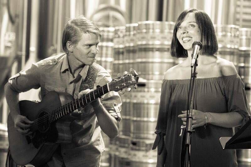 Amanda Raye - Photos