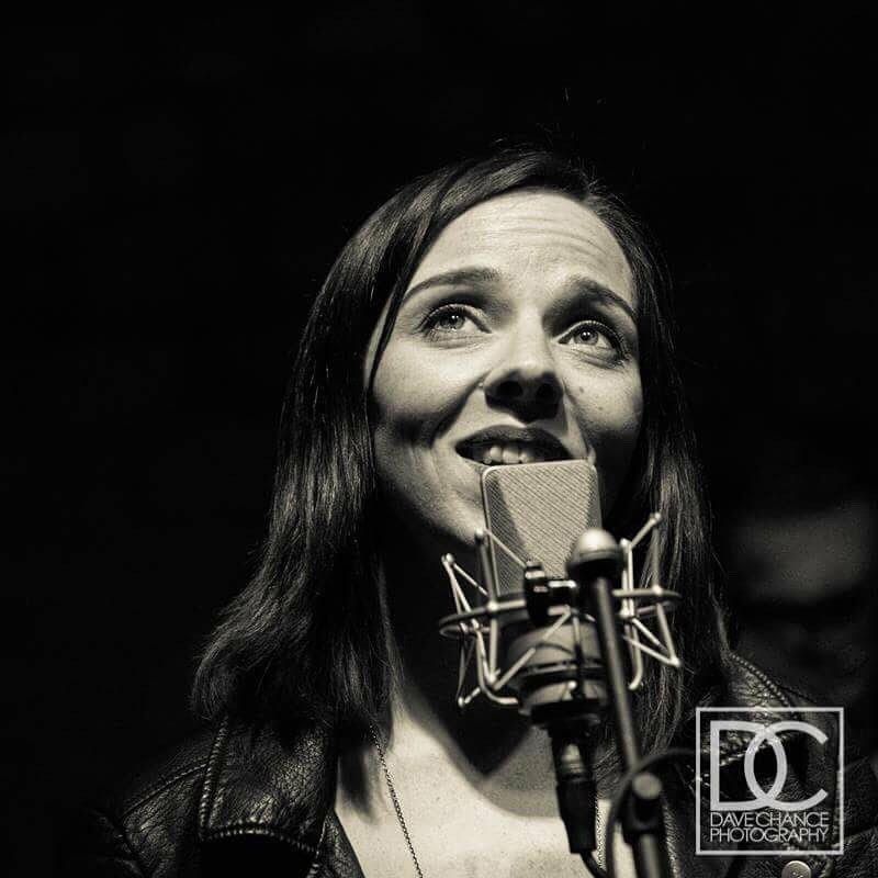 Amanda Raye - Photos