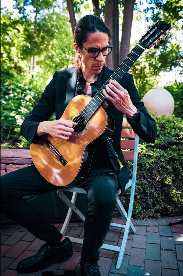 Craig Winston - Classical guitarist in Denver, CO