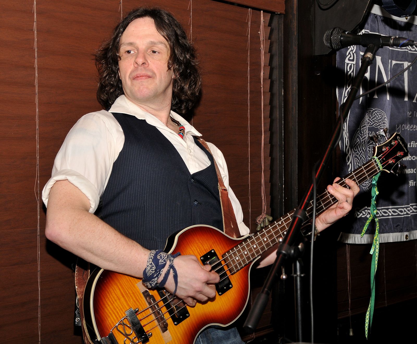 Home [www.fintanband.com]