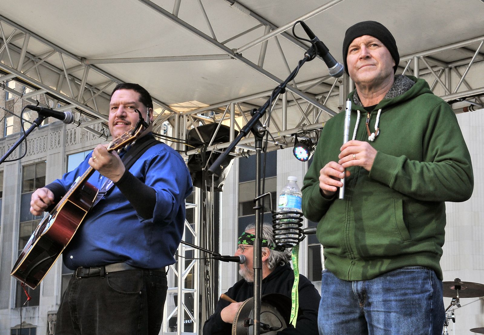 Home [www.fintanband.com]