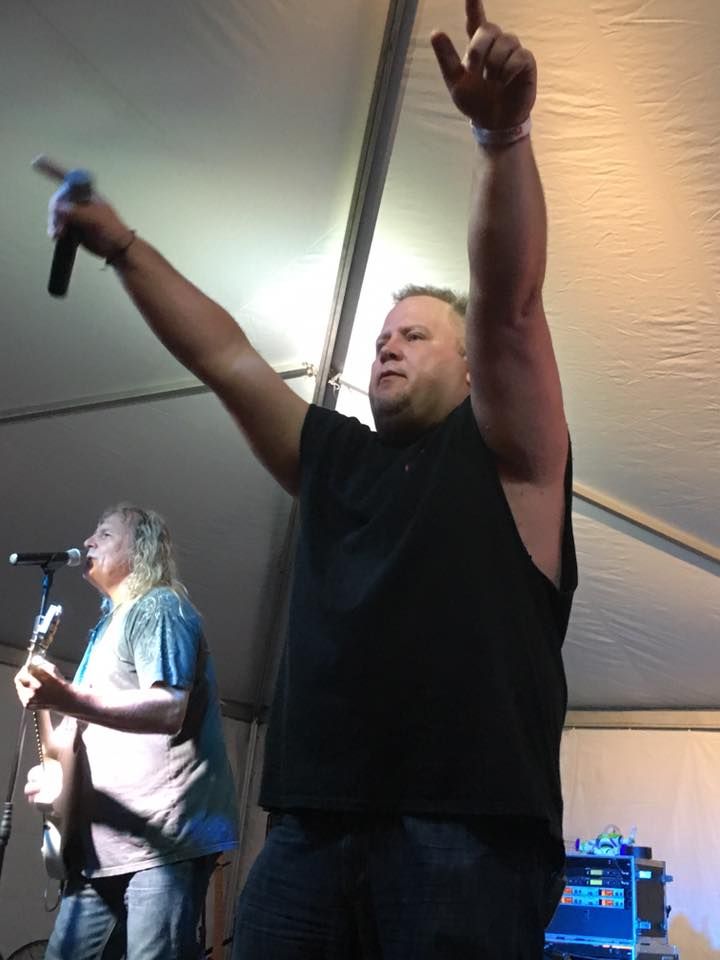 Dennis Knight - Pics