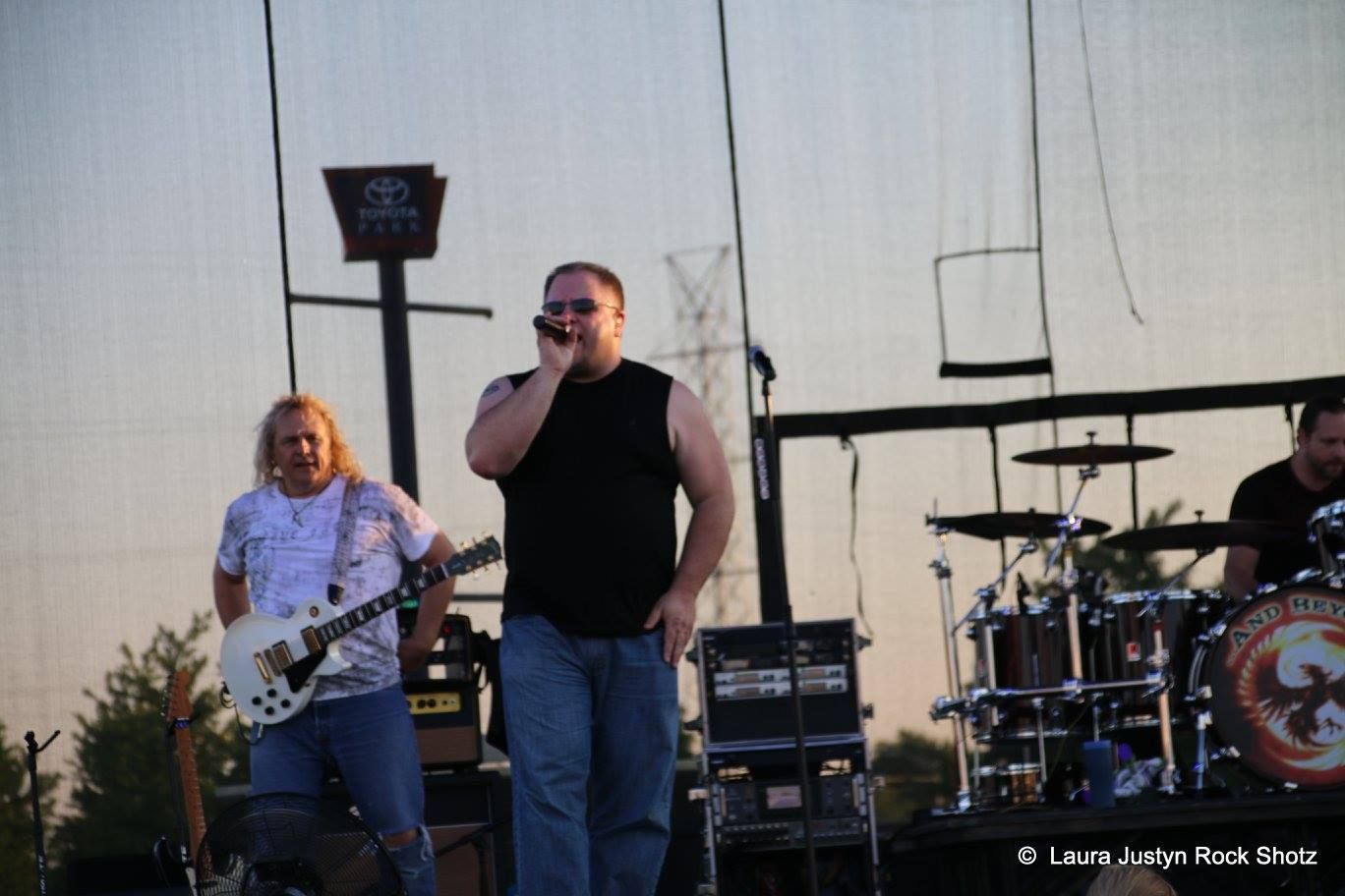 Dennis Knight - Pics