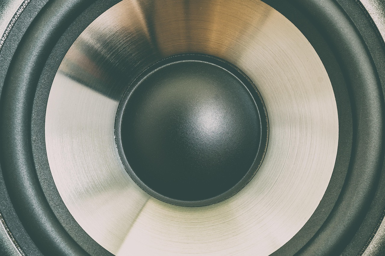 What Does Reverb Mean? A Beginner’s Guide to Reverb in Music and Audio