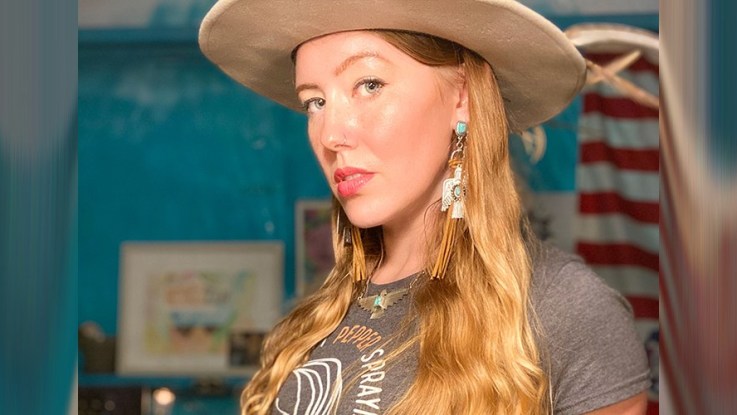 The Country Note: "Amelia Presley: Song of Hope From a Survivor Sheds ...