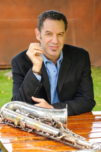 robert kyle - Photos