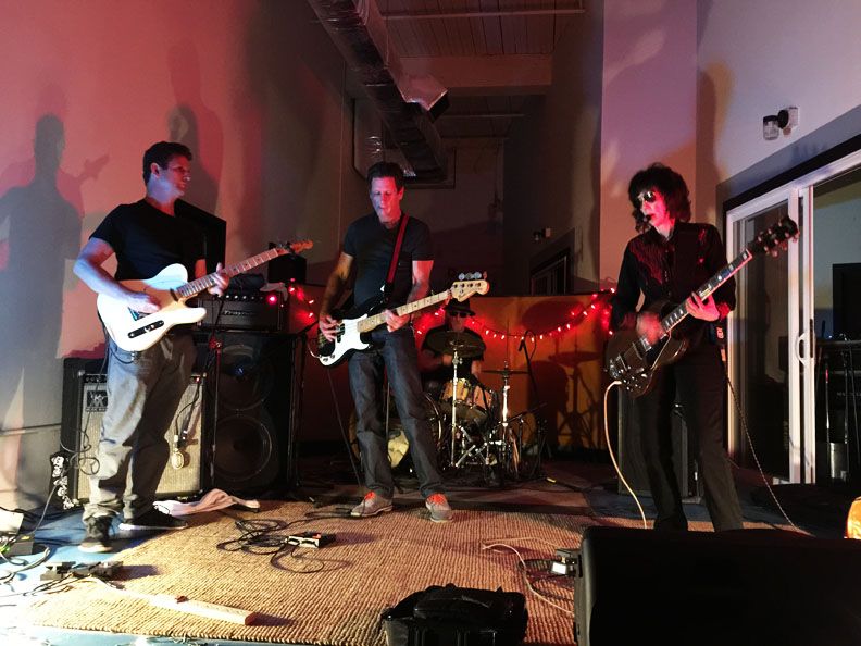 The Stone Coyotes - Photos