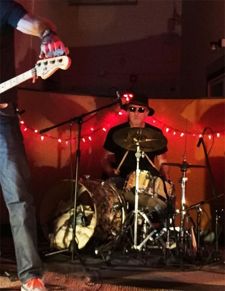 The Stone Coyotes - Photos