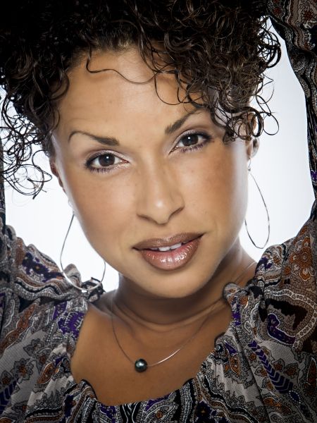 Amy Banks Music - Headshot Library