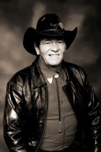 Elvis Lloyd Carden - Photos