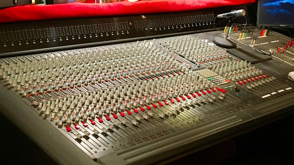 ilikimusic.com - Studio