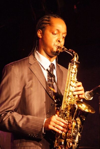 Carl Bartlett, Jr. - Press Photos