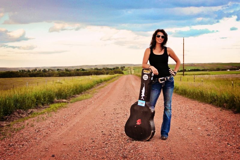 Jessie Veeder - Photos