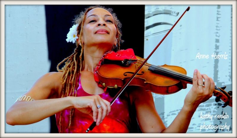 Anne Harris - Photos