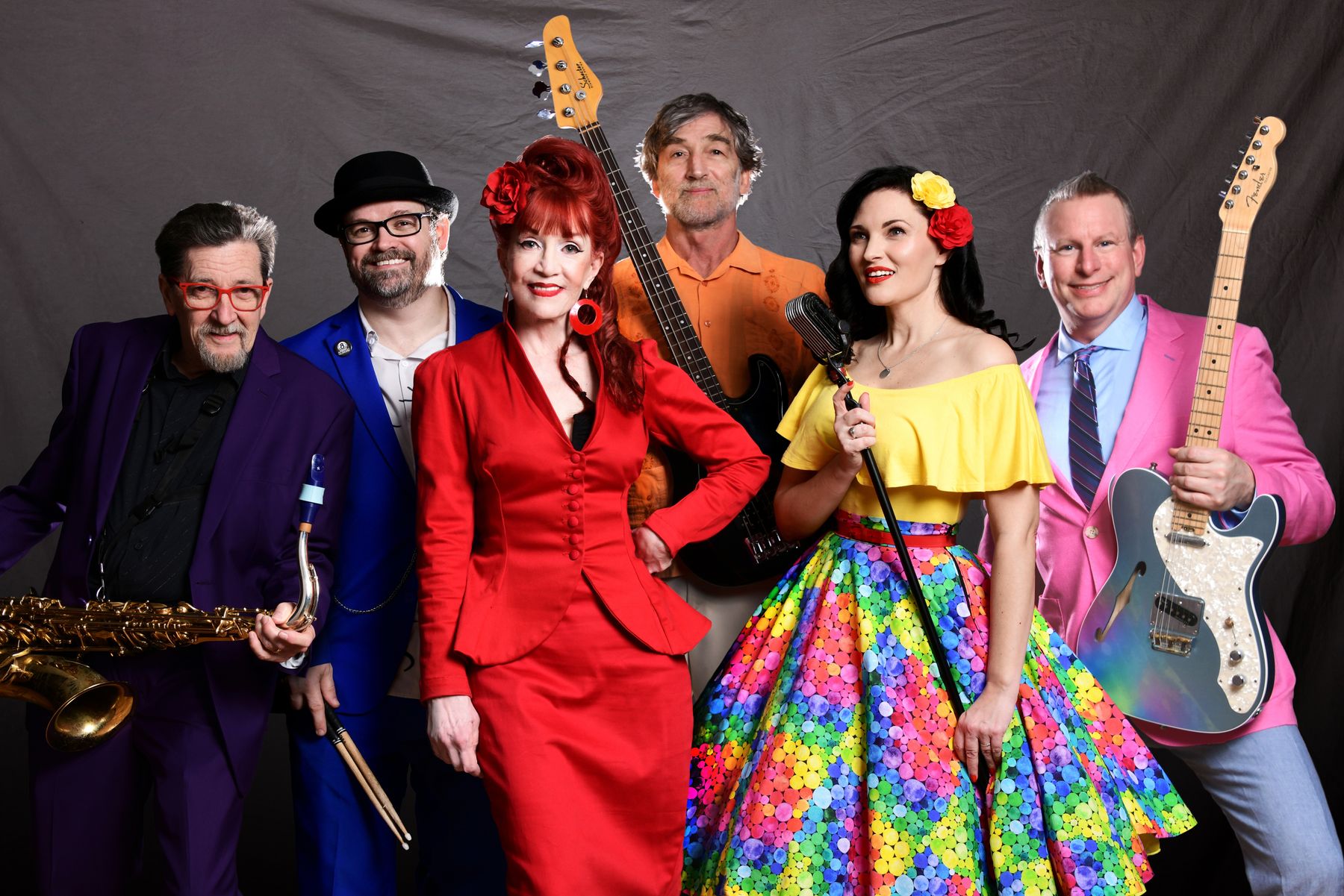 Eight to the Bar - Showdates