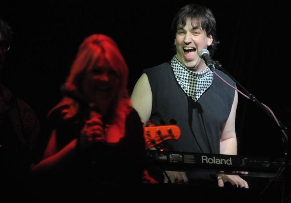 Fabulous Armadillos - Pics