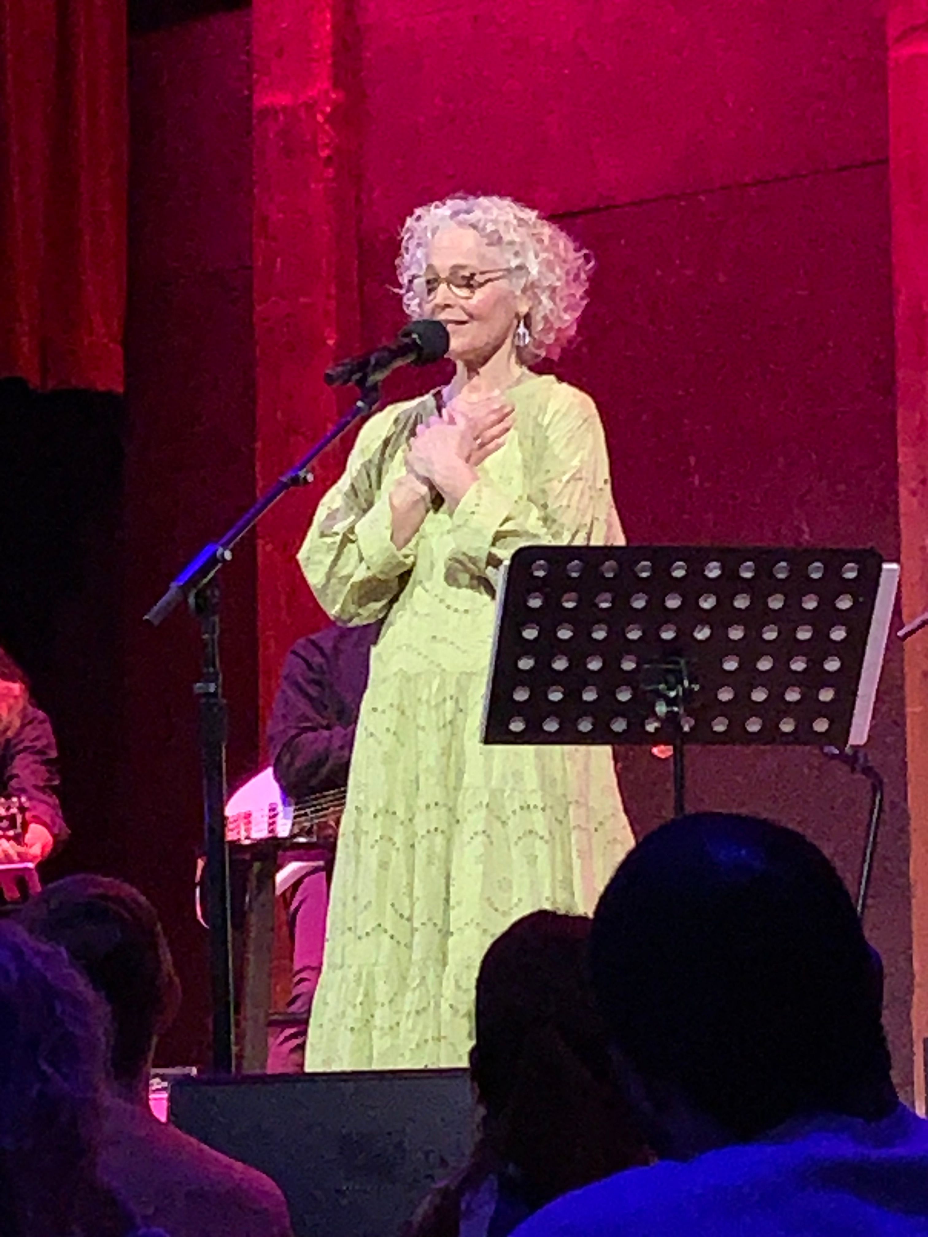 Sultry as Jessica Rabbit: Amy Irving Sings