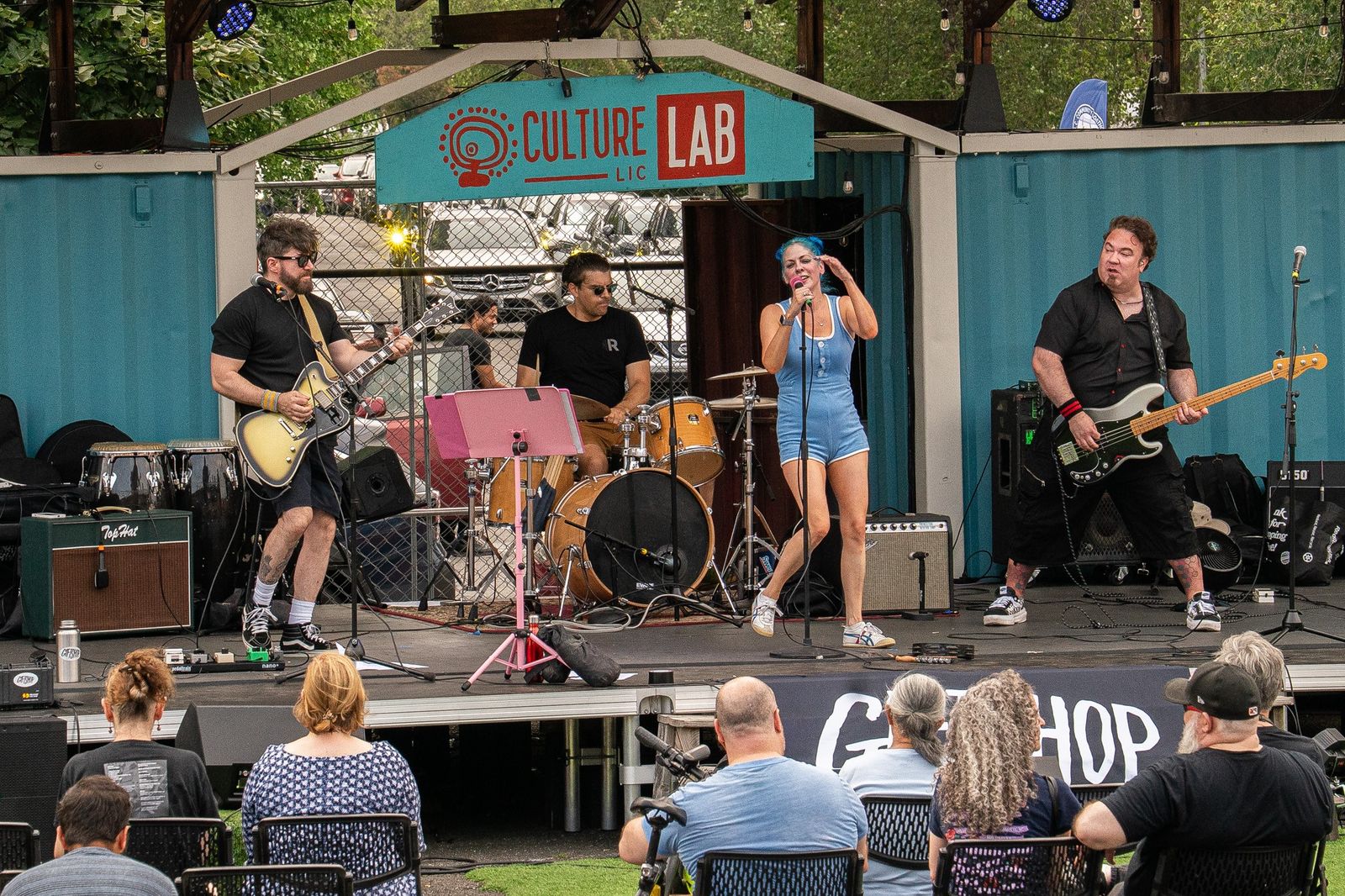 giftshoptheband.com - Photo Gallery