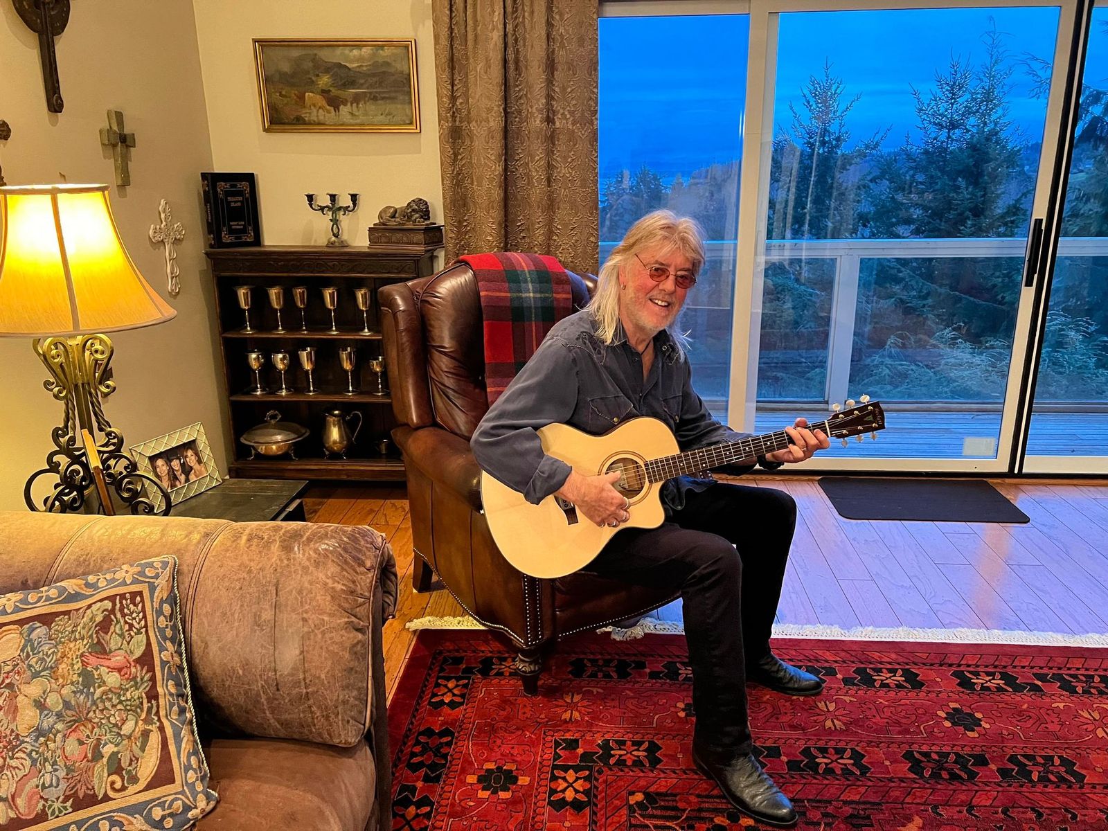 Peter Beckett/Voice of Player - Photo Gallery