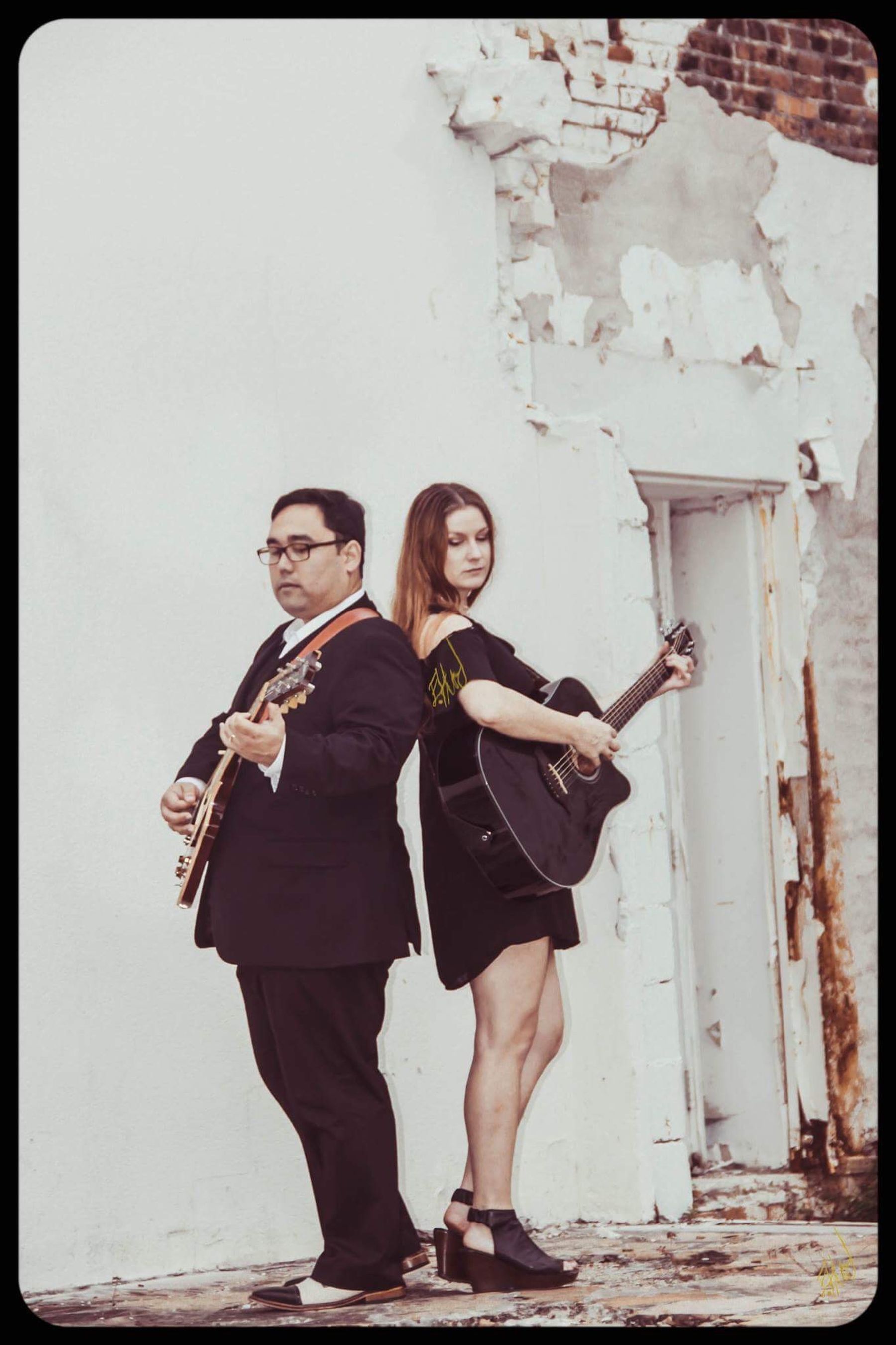 Billy & Bella Music - About the Band