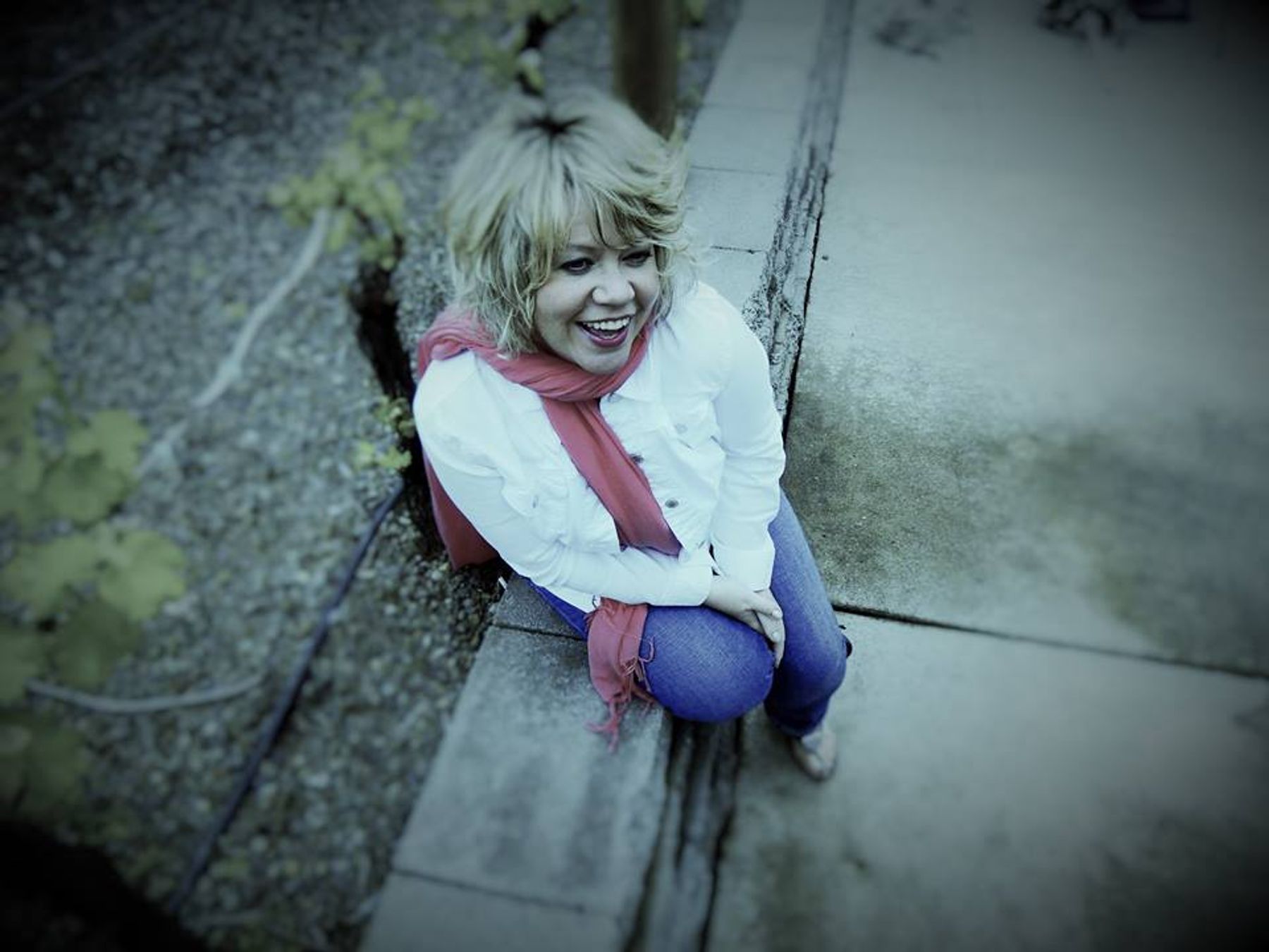 Rebecca Hardiman - Karen Carpenter Tribute Band