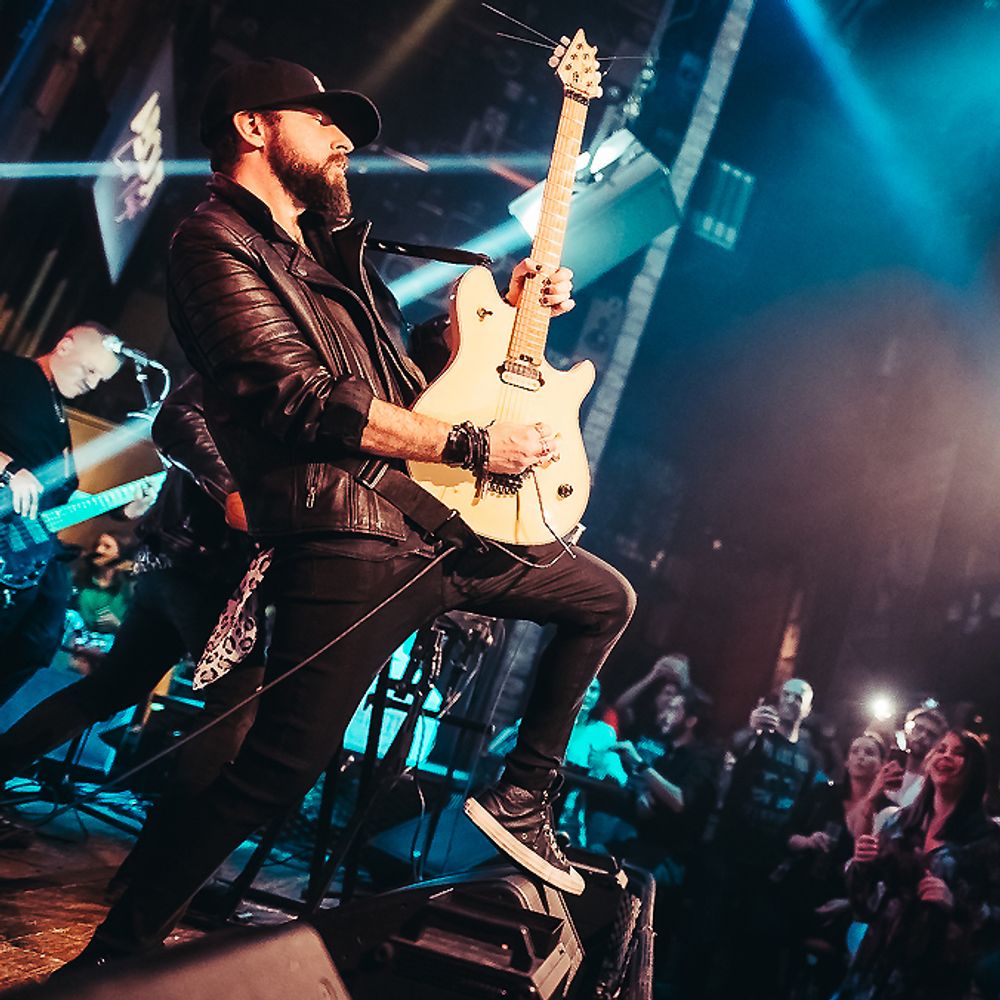 About Last Night - ABOUT