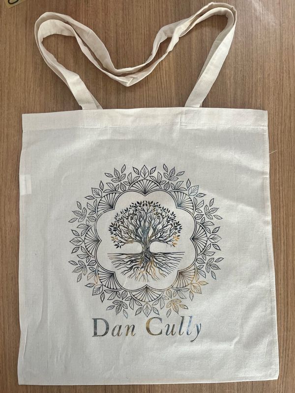 Dan Cully - Store