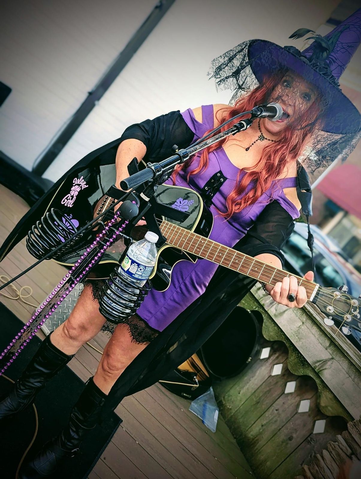 The “Famous” Amy Noel