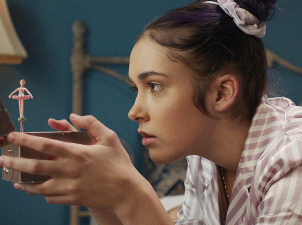 Evann McIntosh drops her "What Dreams Are Made Of" music video!