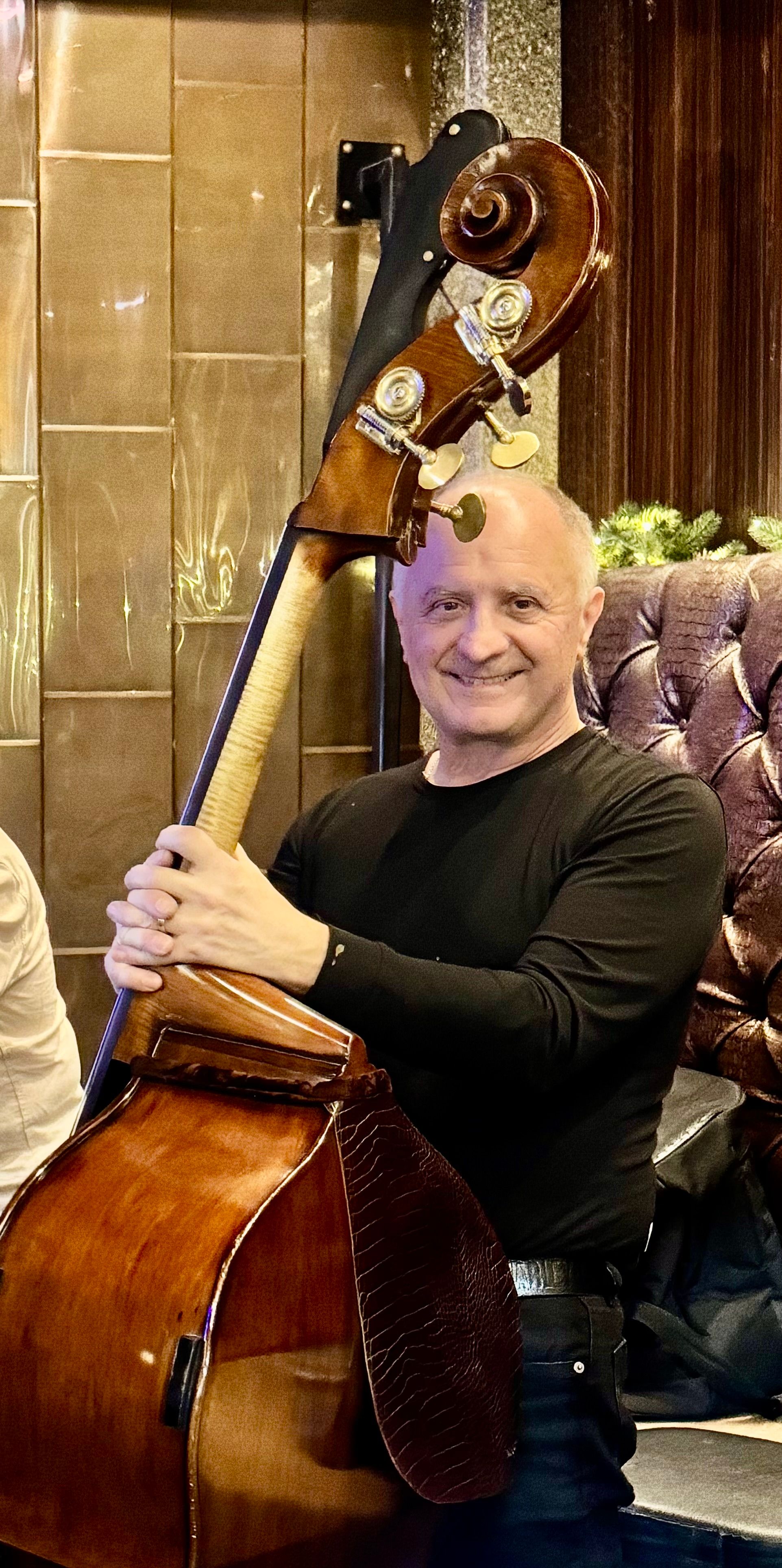 Gracenotes Entertainment