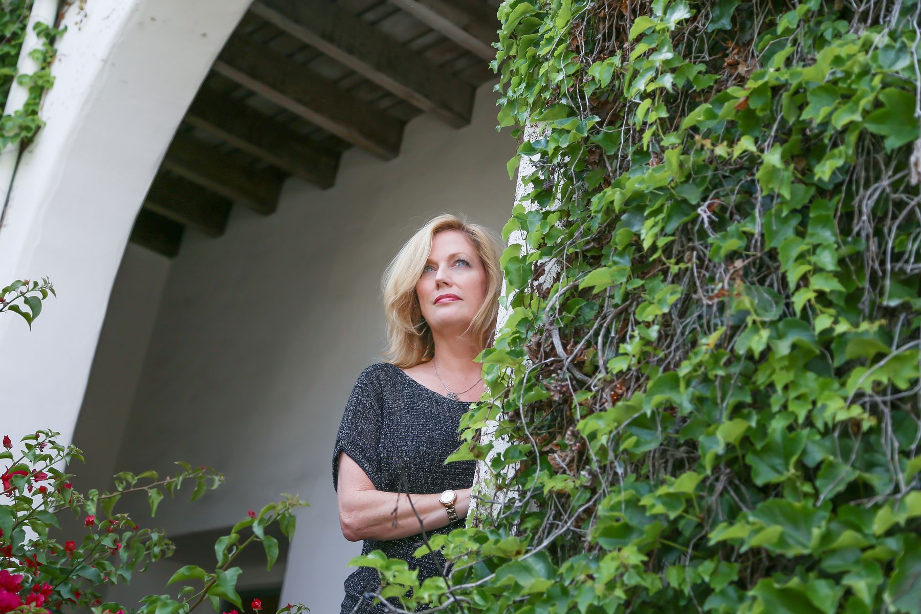 DONNA DEUSSEN - Videos