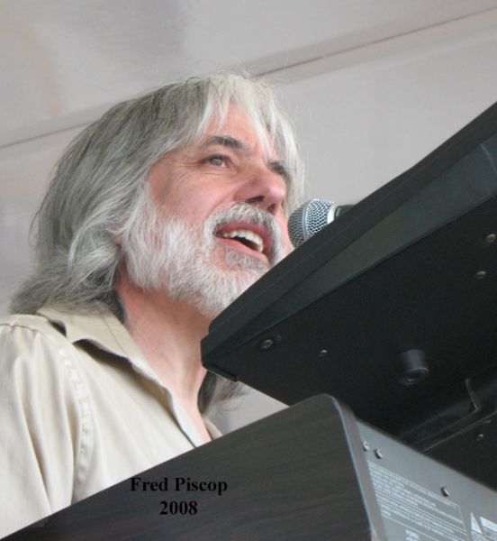 Wes Houston - Photos