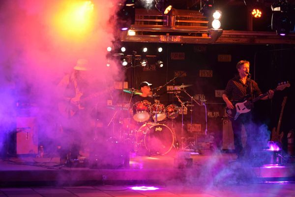 3 Trick Pony - Calendar