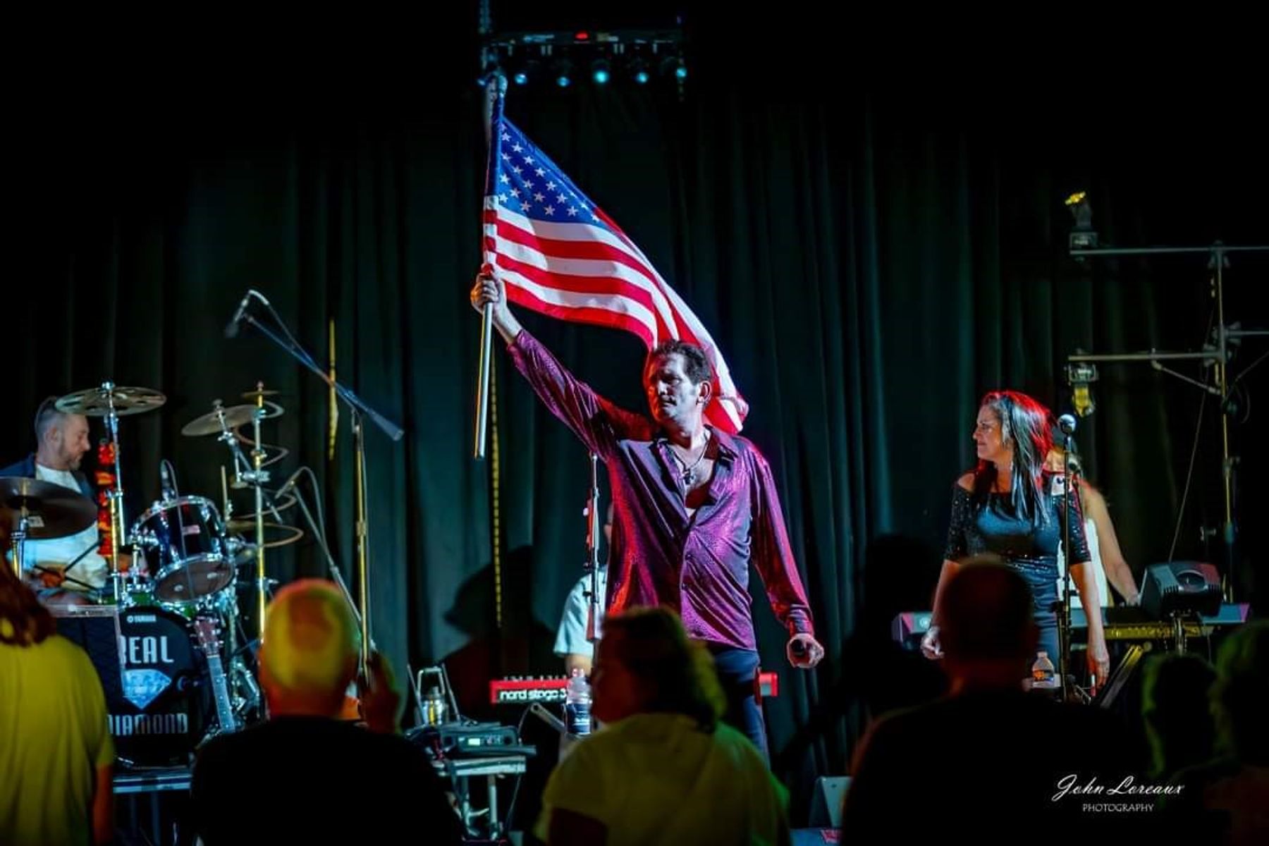 HOME [www.realdiamondband.com]