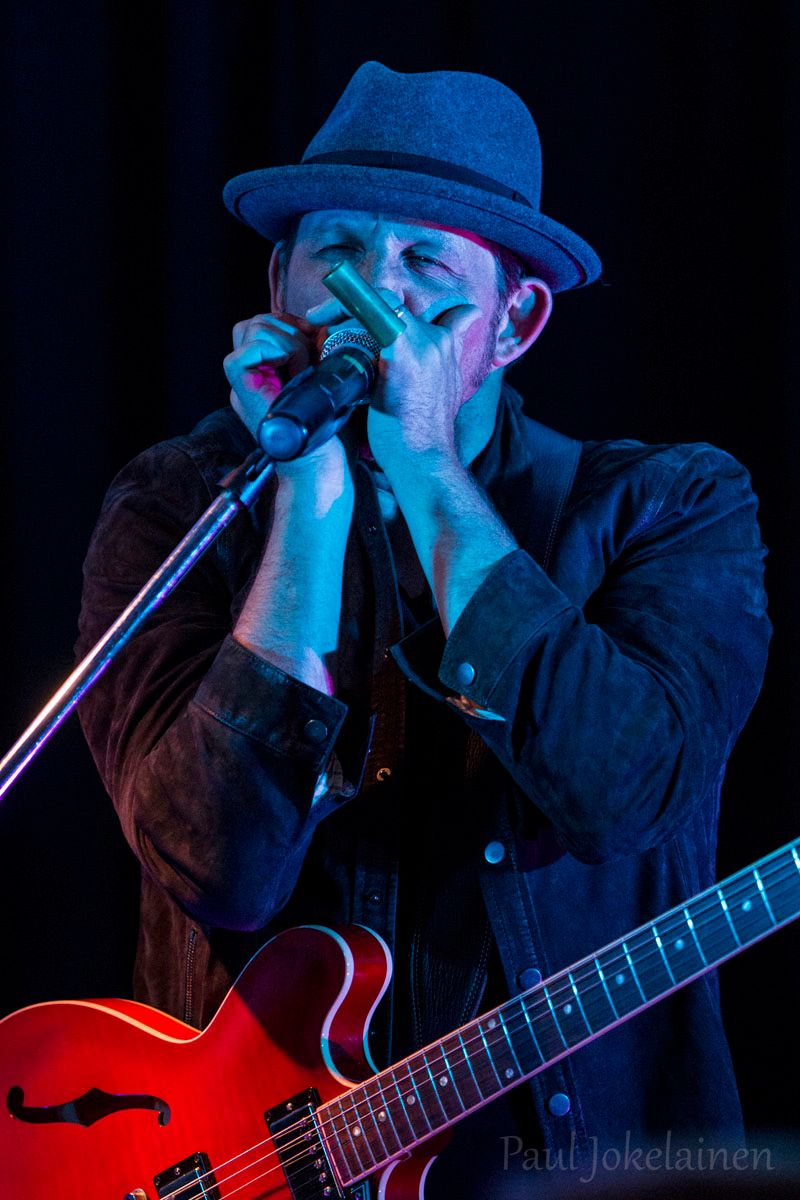 Steve Strongman - Photos