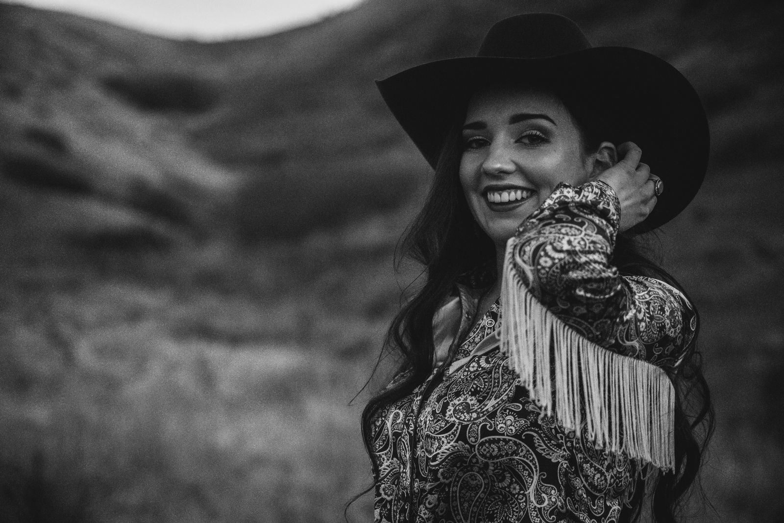 Noeline Hofmann - Photos