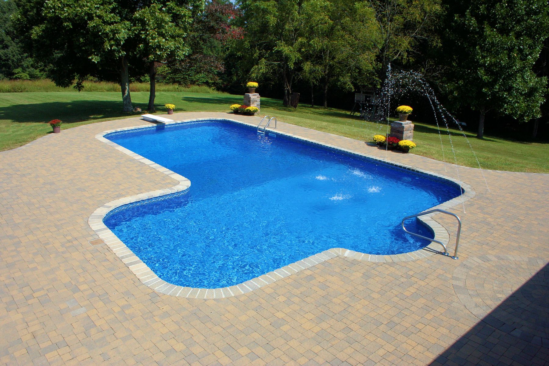 Stately Scapes - swimming pool installation - contractor - builder