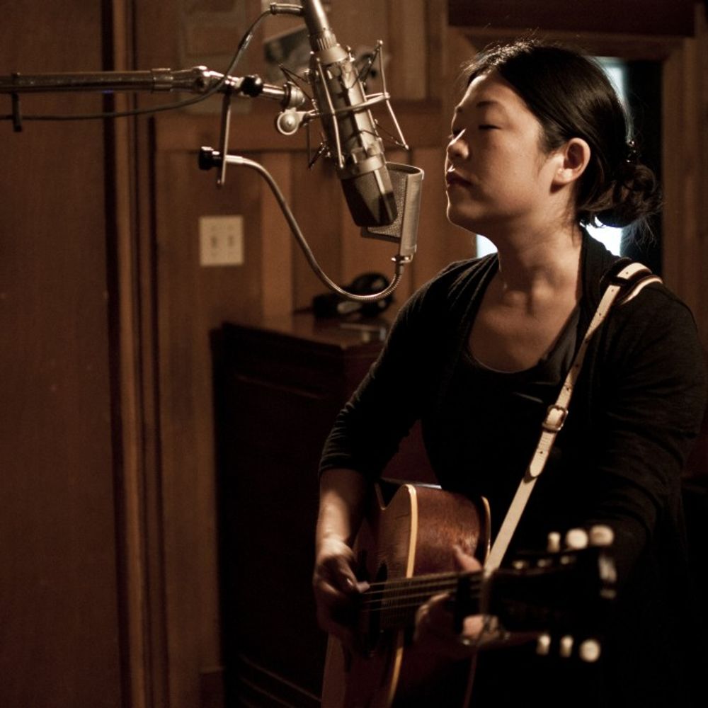 BettySoo - Song Club