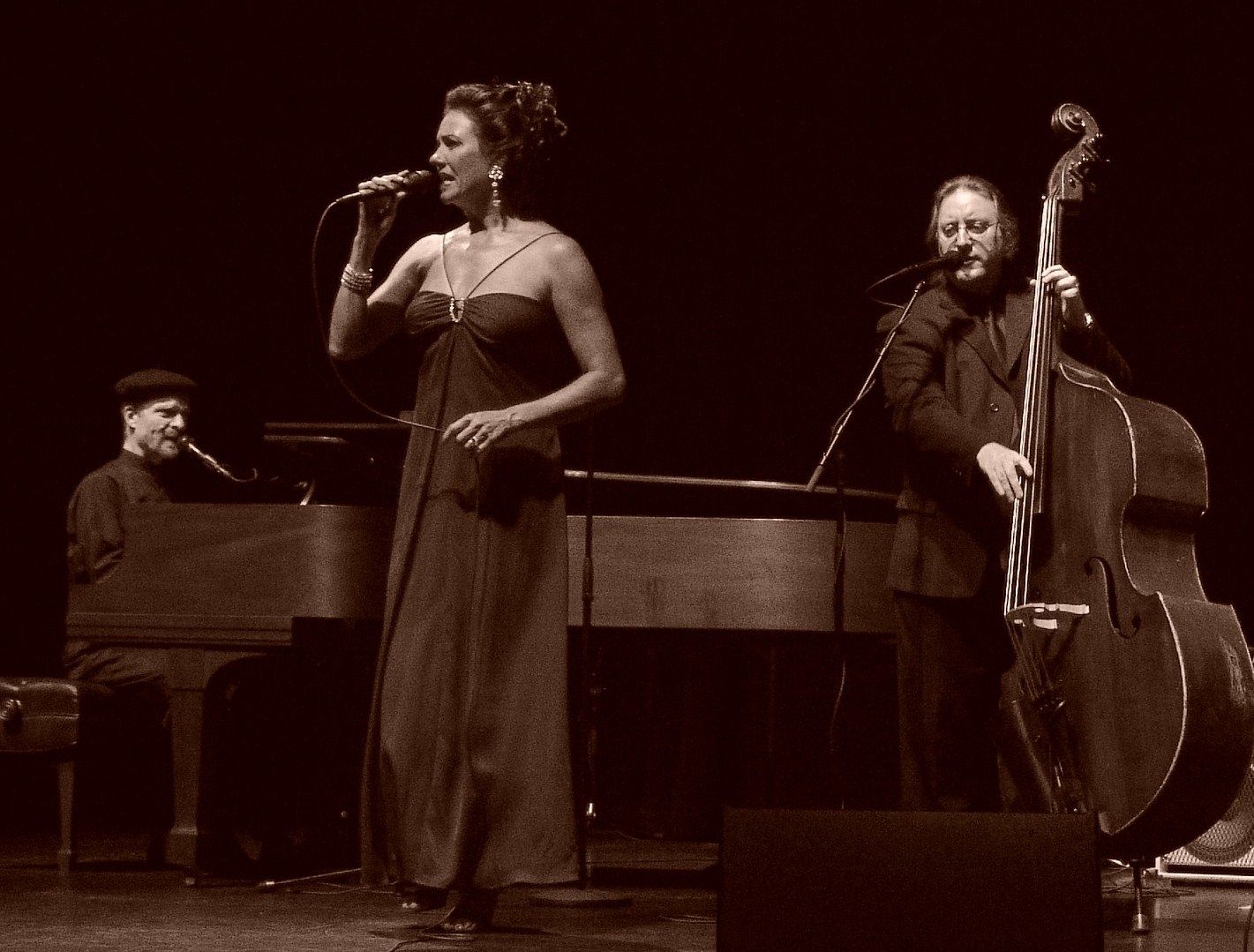 Trish Hatley - Trish, Hans & Phil