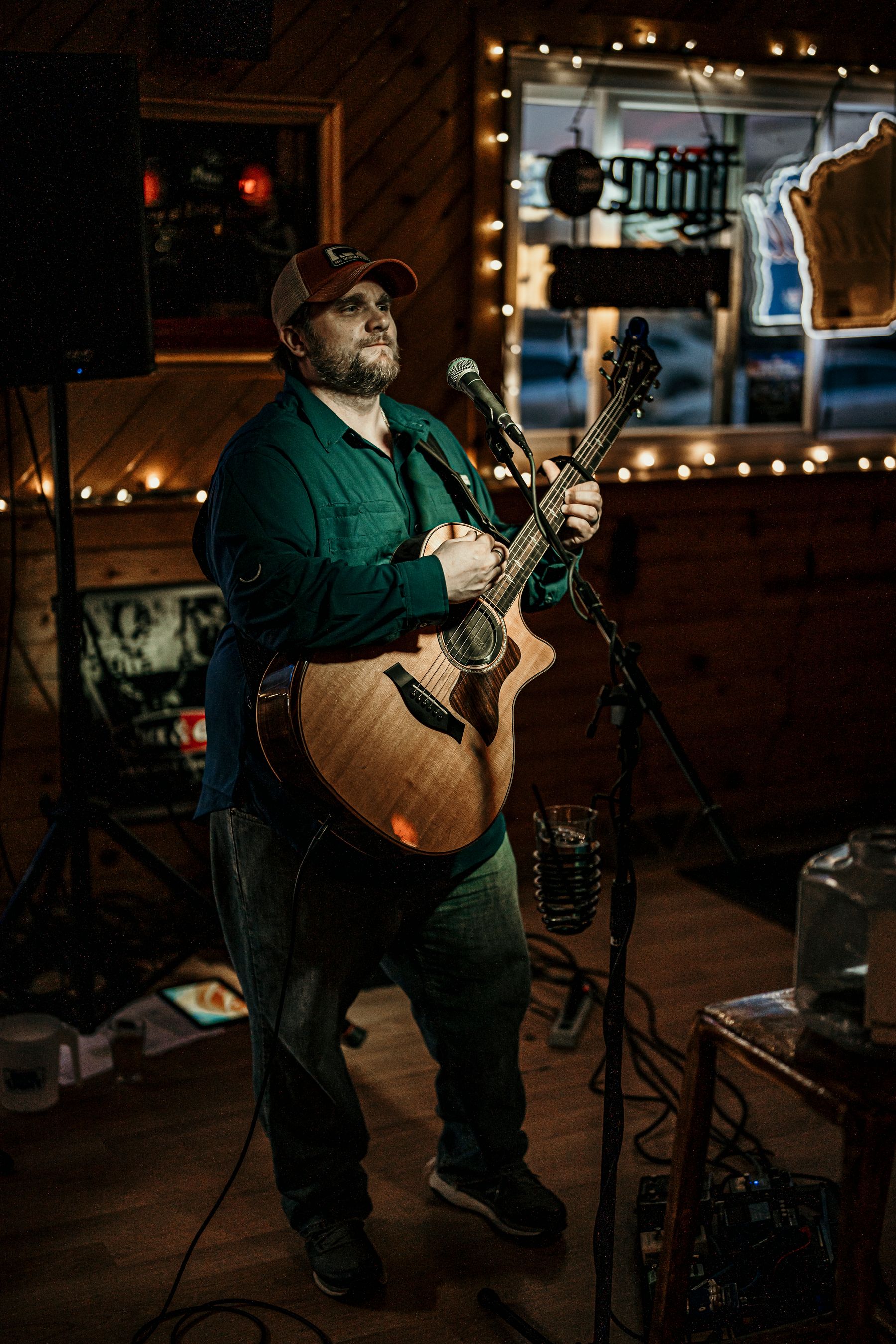 Charlie Wiggins - Music