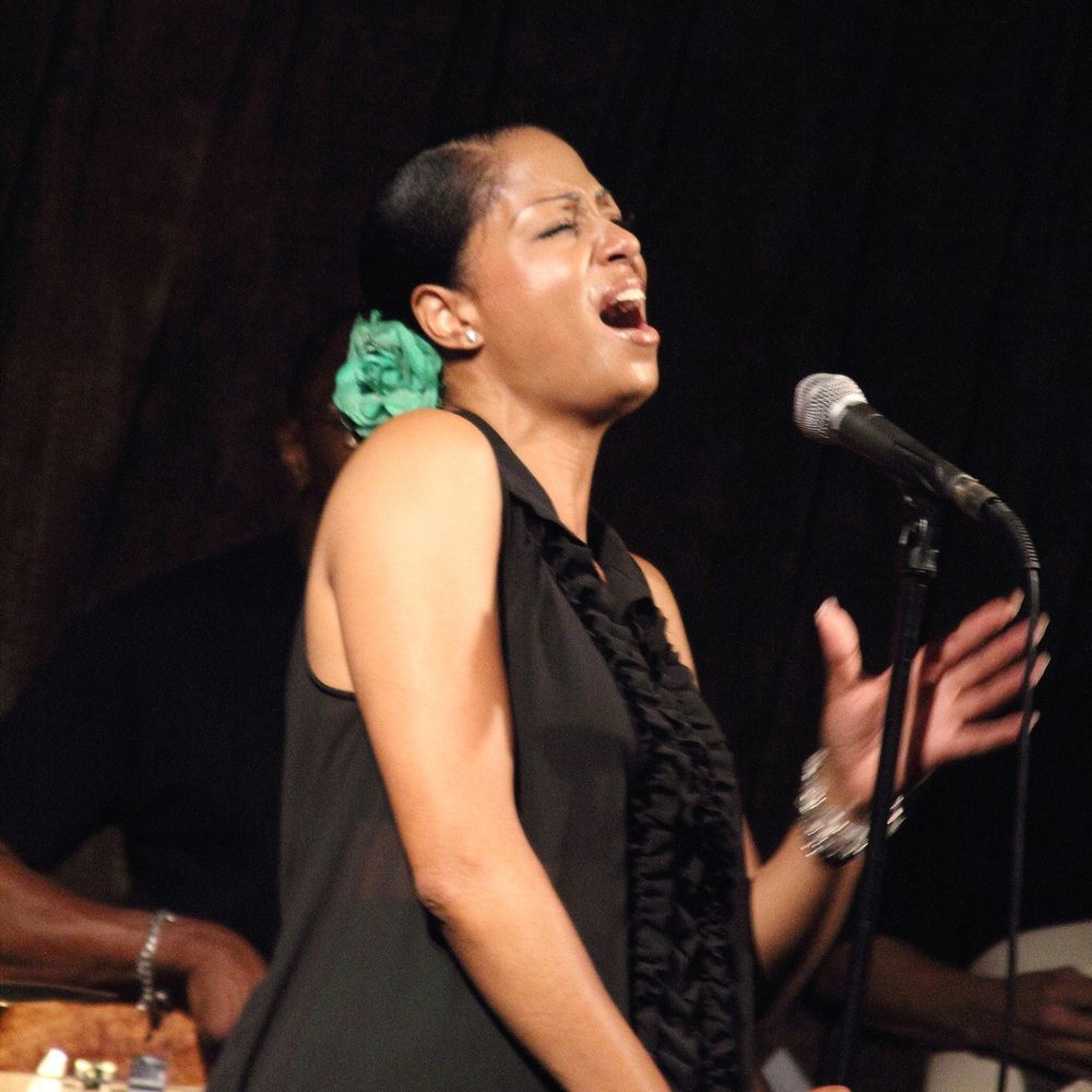 JACNIQUE NINA - Press Kit