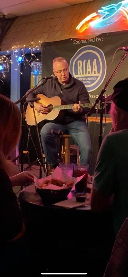 RobbyLynnMusic - Photos