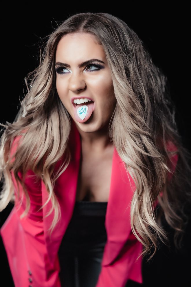 Cassidy Paris - Press Kit