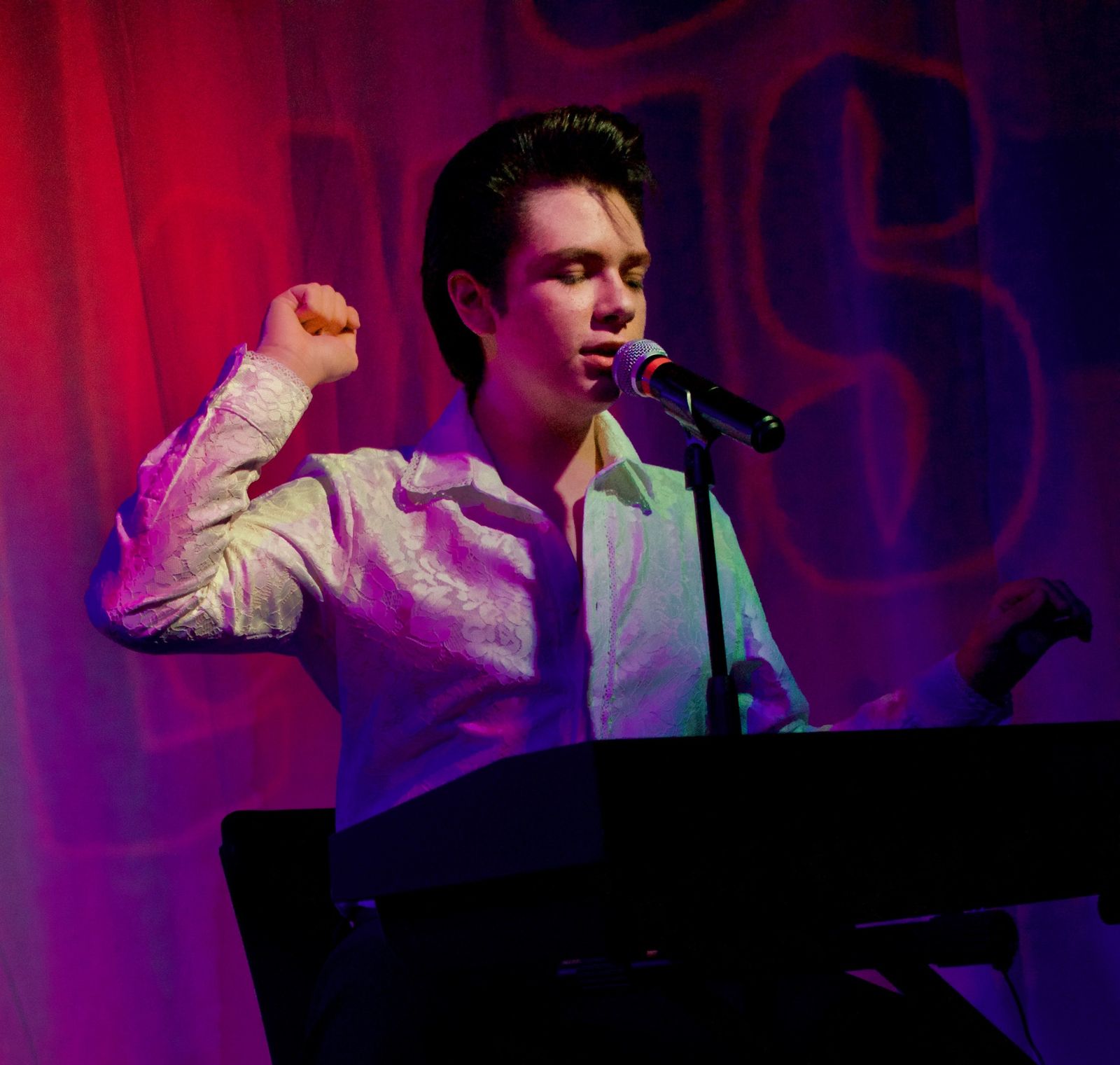 Finley Watkins - Photos