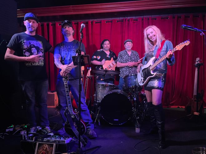 MOXY RUCKUS DANCE BAND