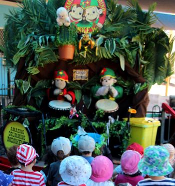 Amazing Drumming Monkeys - Performance options