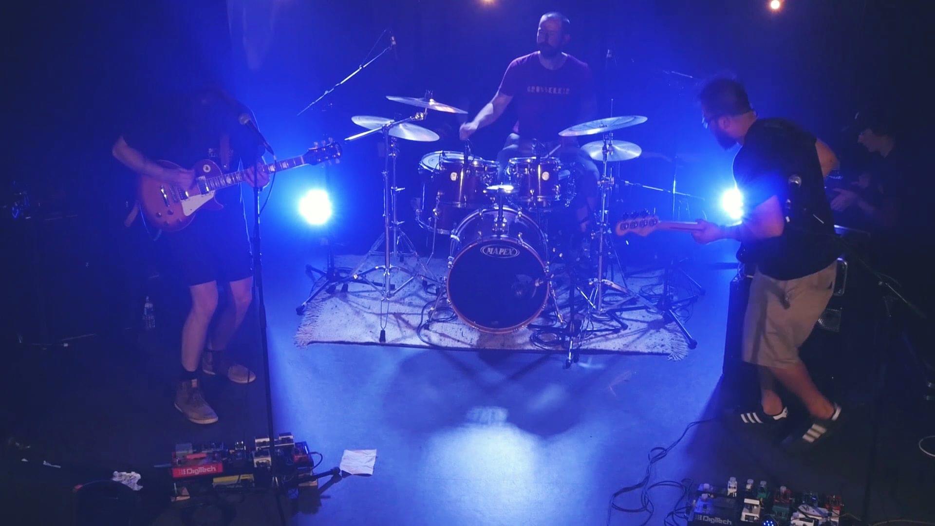 MEET FRENCH INDIE PROG JAZZ METAL BAND KOS