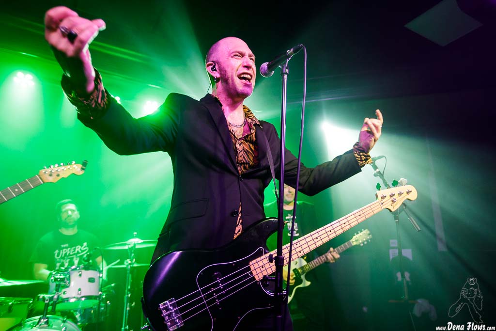 MEET SINGER SONGWRITER KURT BAKER