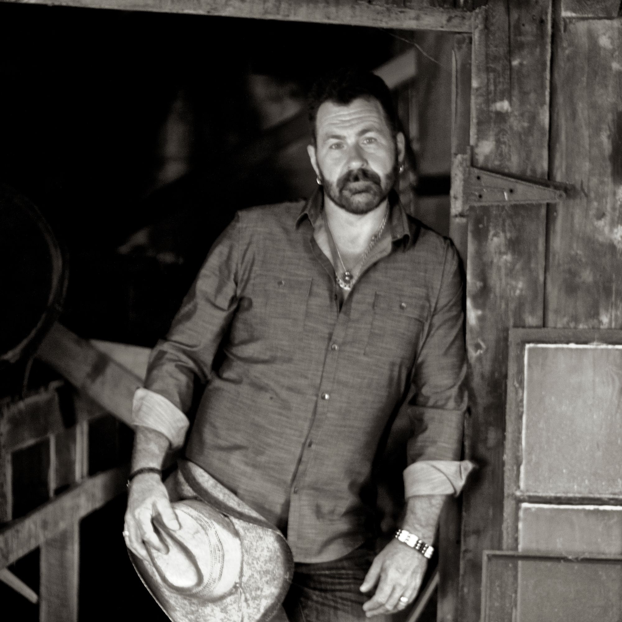 Dean Young – Canadian Country Singer-Songwriter | Official Site